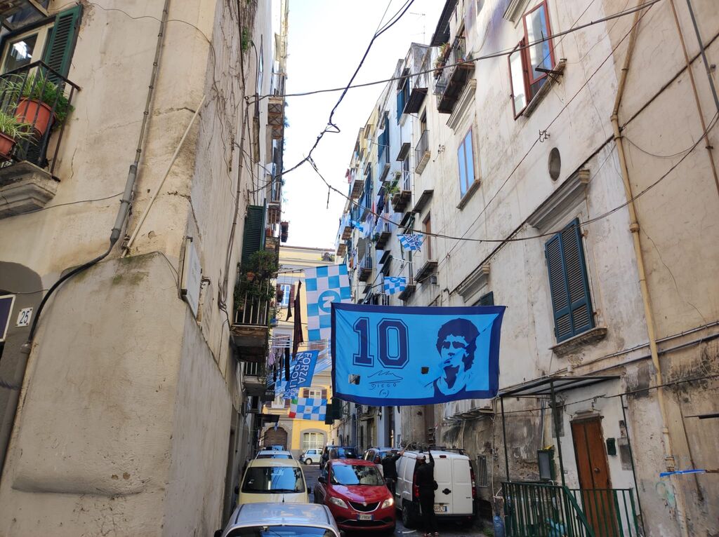 Come si sta preparando la città di Napoli alla vittoria del terzo scudetto?